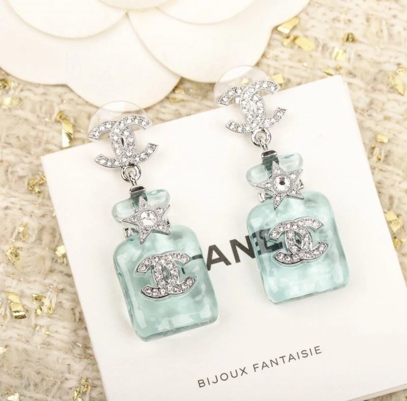 Top match Chanel Earrings