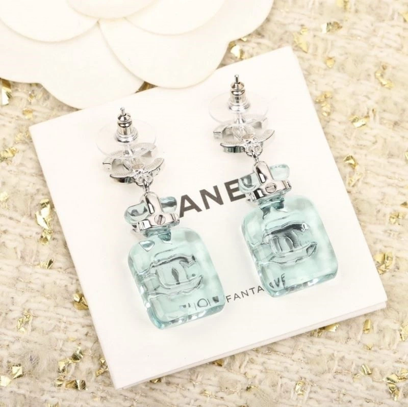 Top match Chanel Earrings