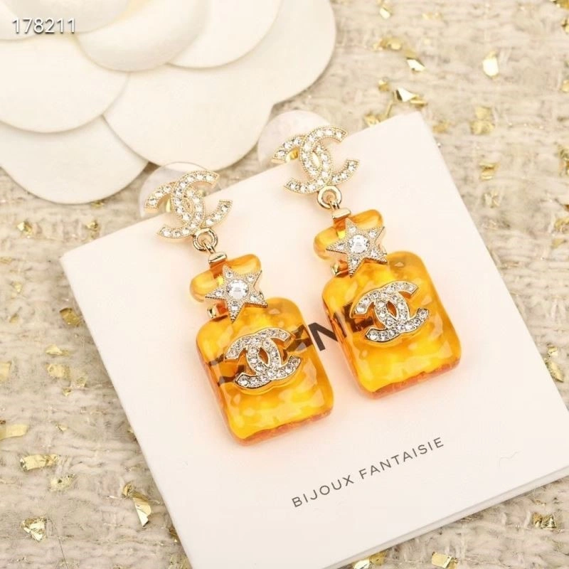 Top match Chanel Earrings