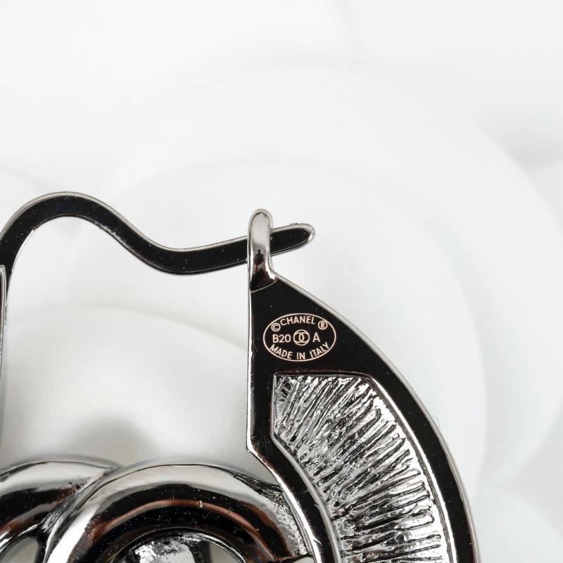 Top mirror Chanel Earrings