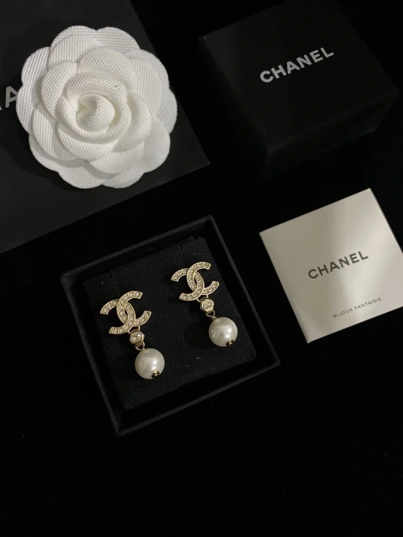 Top mirror Chanel Earrings