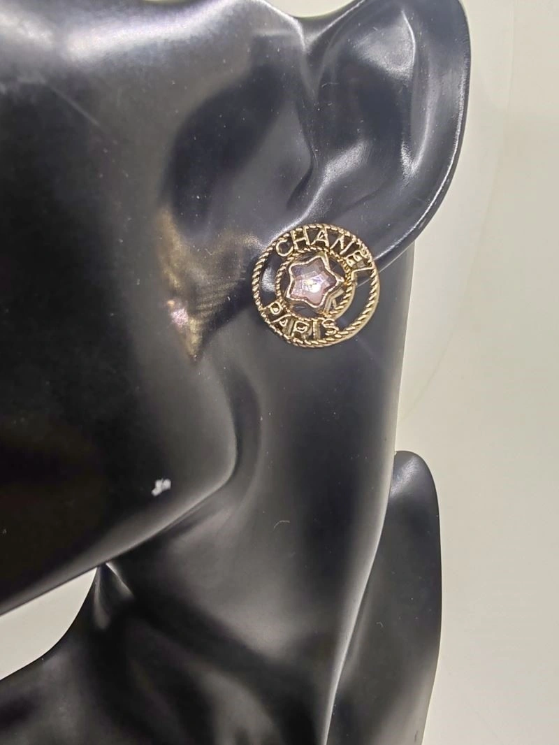 High accuracy Chanel Earrings