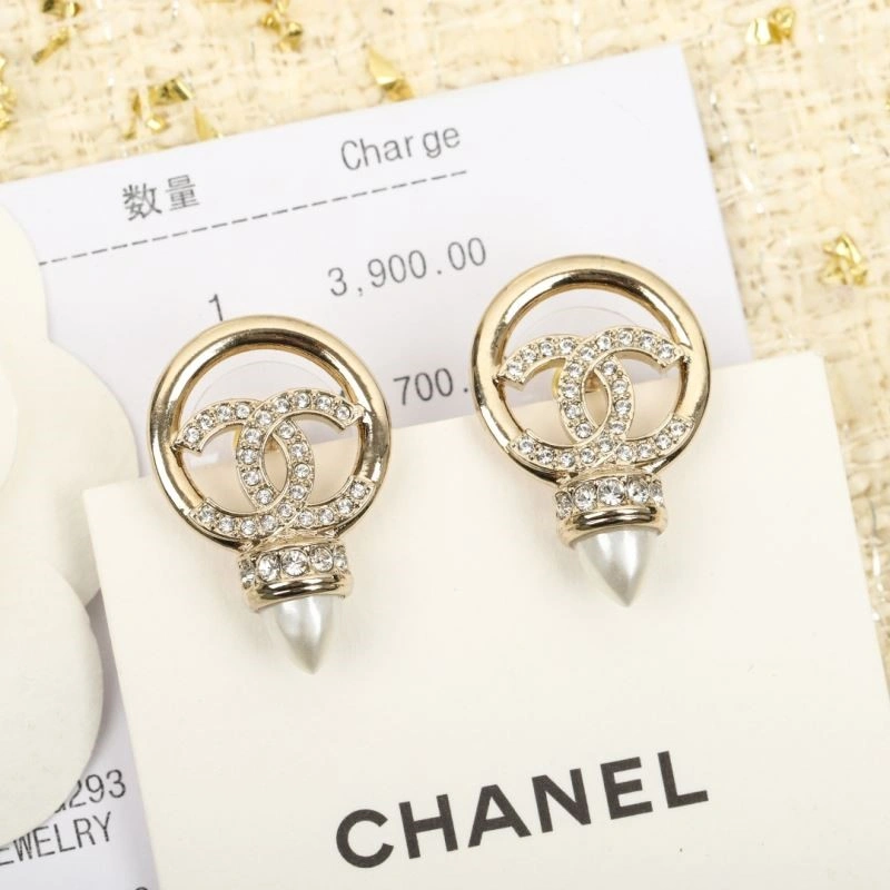 Top mirror Chanel Earrings