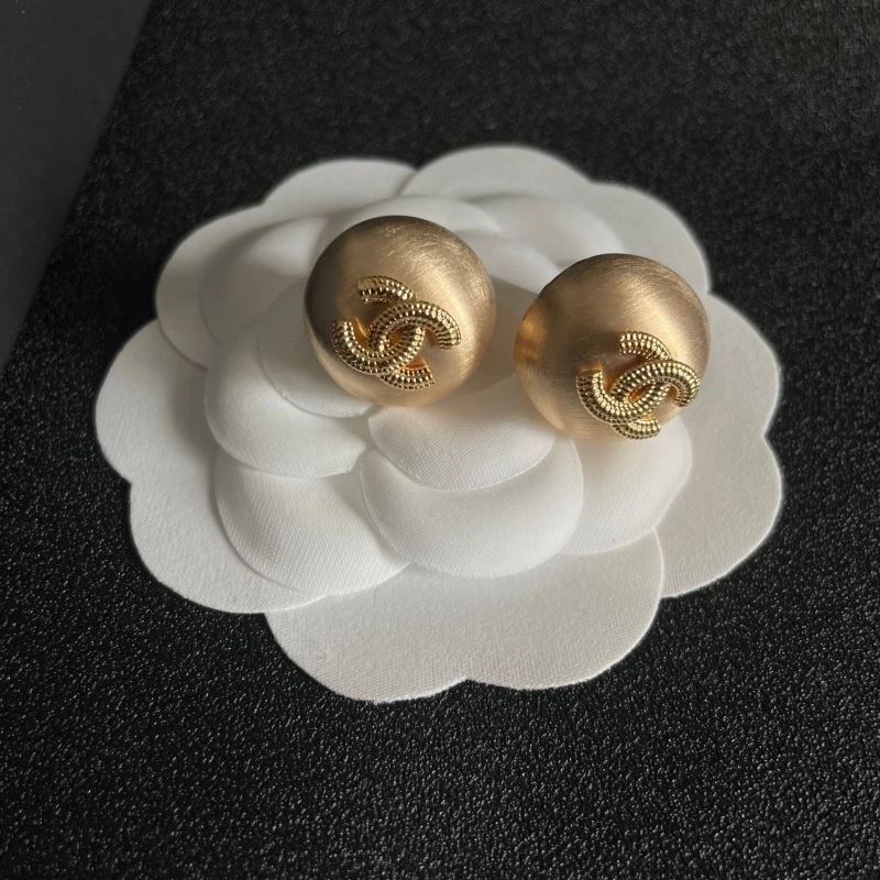 Top mirror Chanel Earrings
