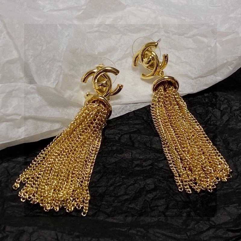 Top mirror Chanel Earrings