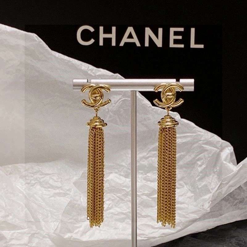 Top mirror Chanel Earrings