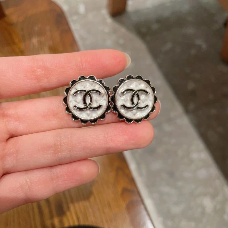 High fidelity Chanel Earrings