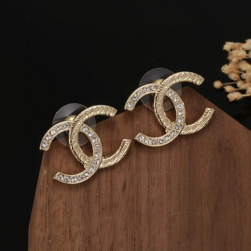 Top match Chanel Earrings