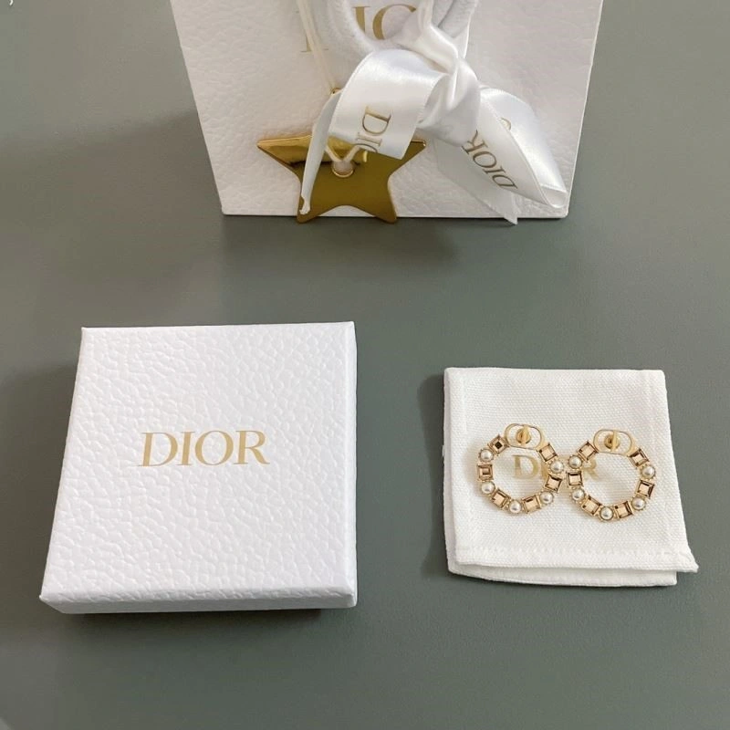 Discounted Chanel Earrings