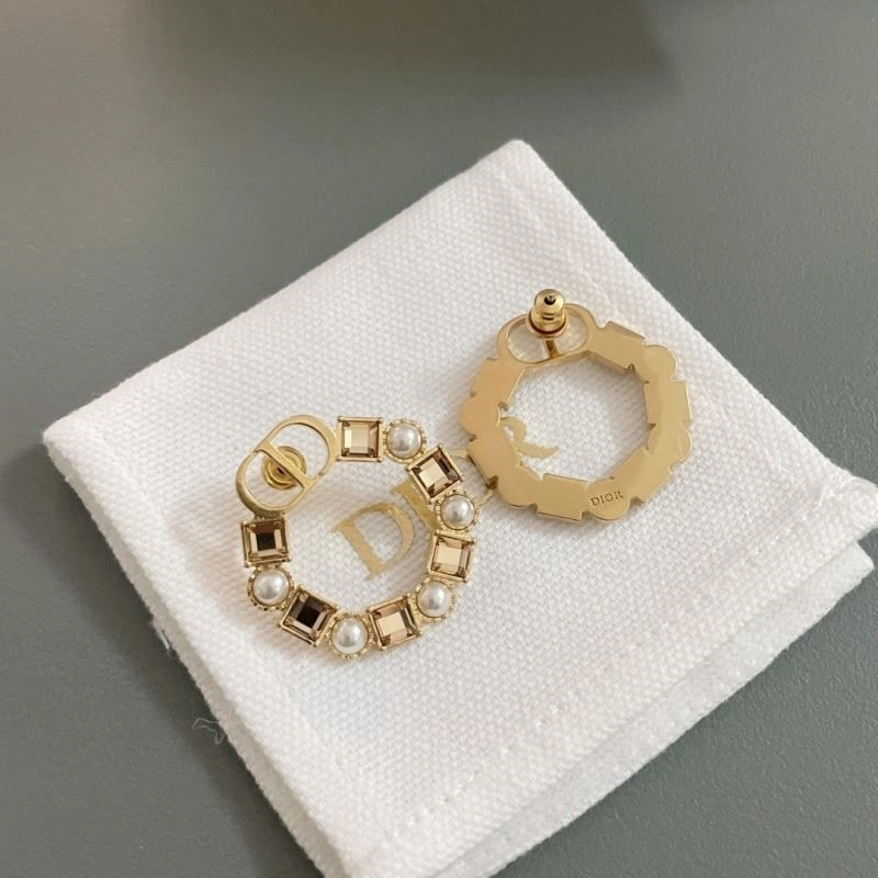Discounted Chanel Earrings