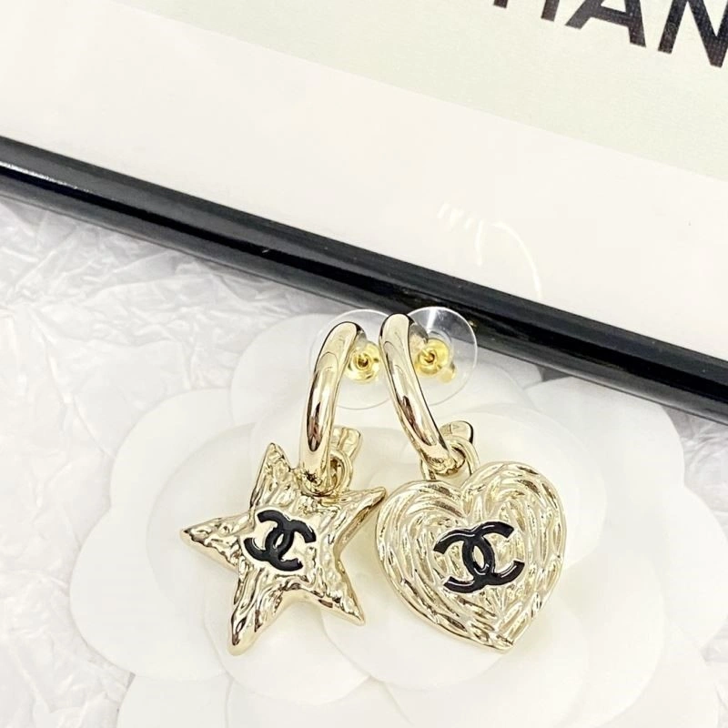 Top mirror Chanel Earrings