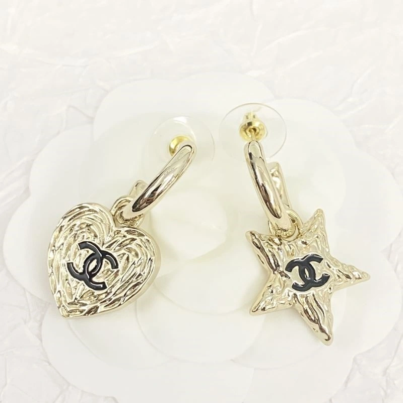Top mirror Chanel Earrings