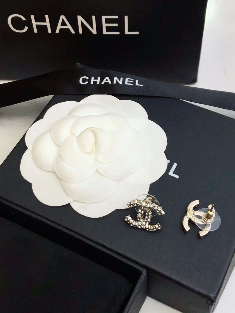 Top mirror Chanel Earrings