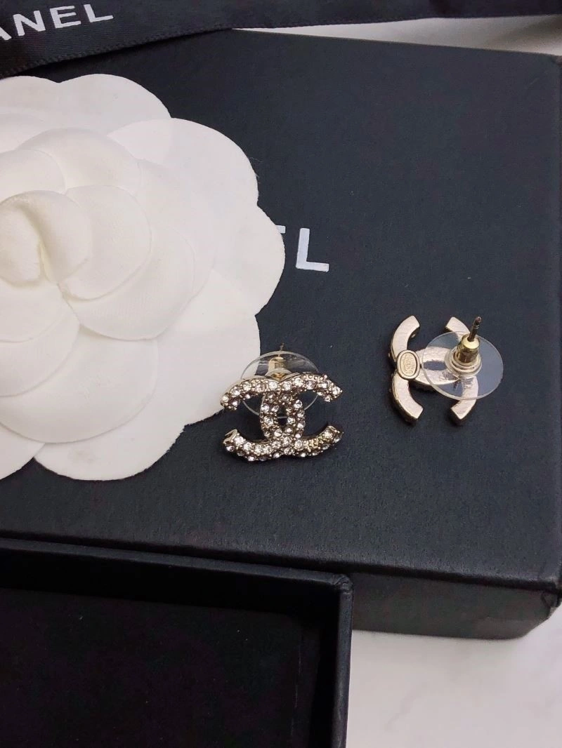 Top mirror Chanel Earrings