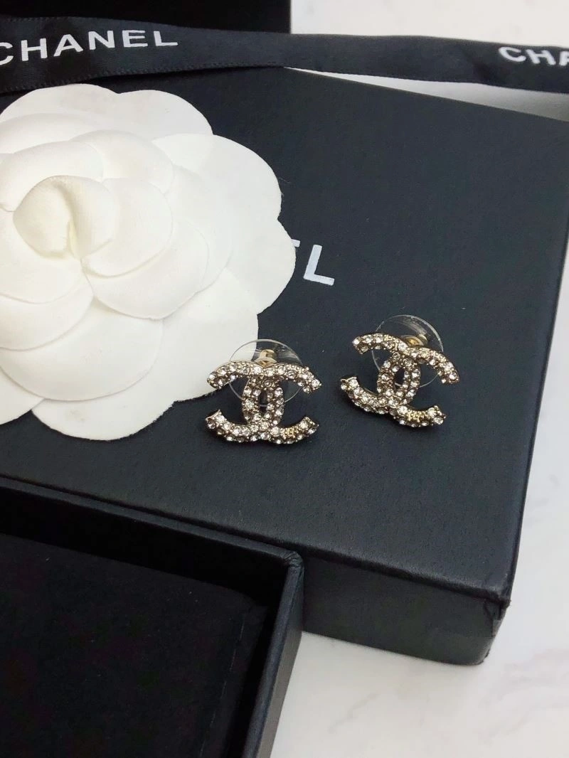 Top mirror Chanel Earrings