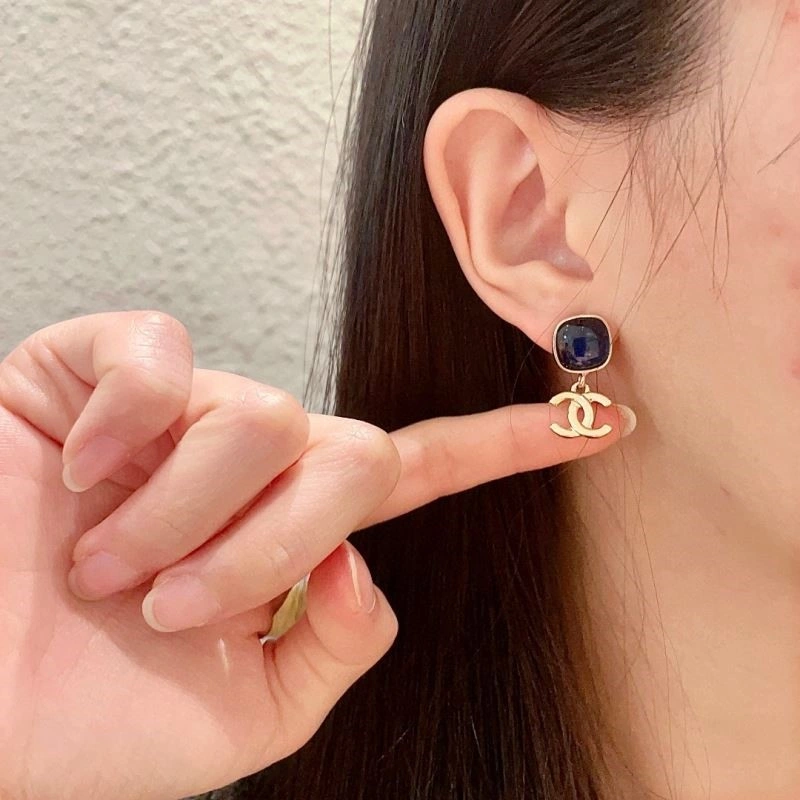 Top match Chanel Earrings