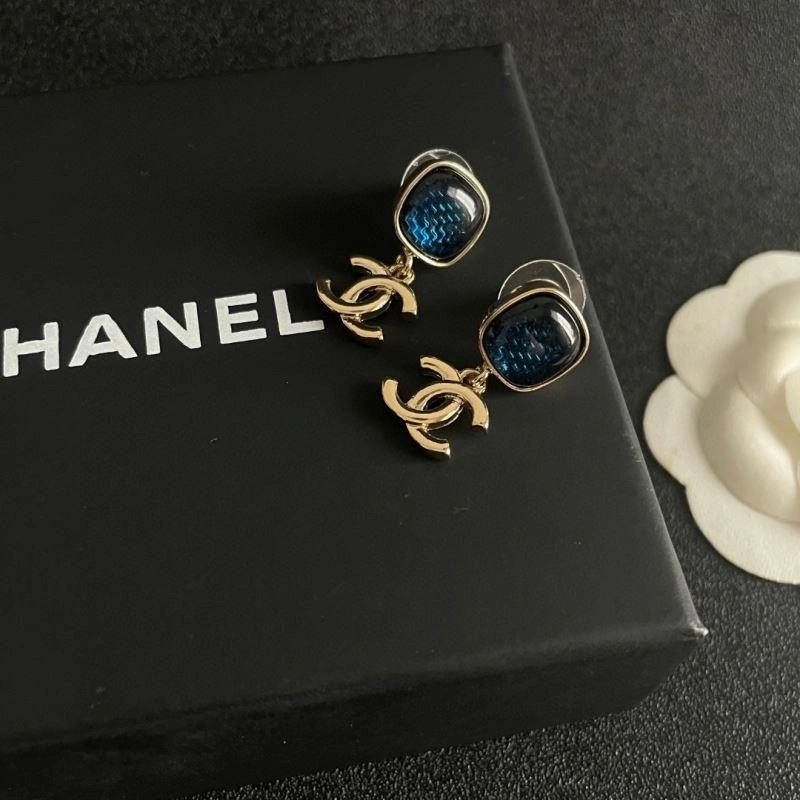 Top match Chanel Earrings