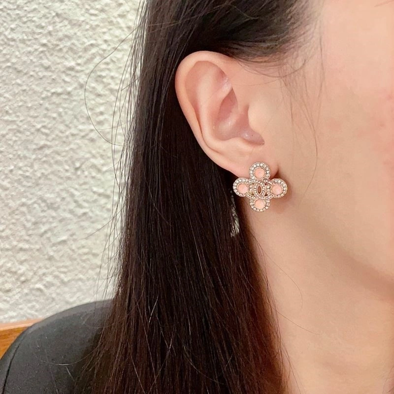 Top match Chanel Earrings
