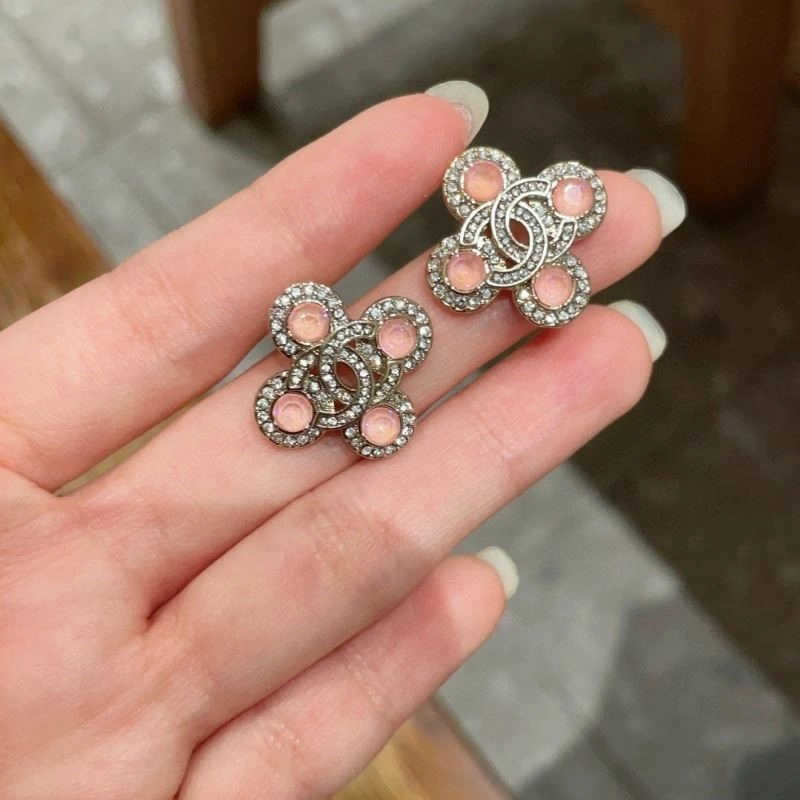 Top match Chanel Earrings