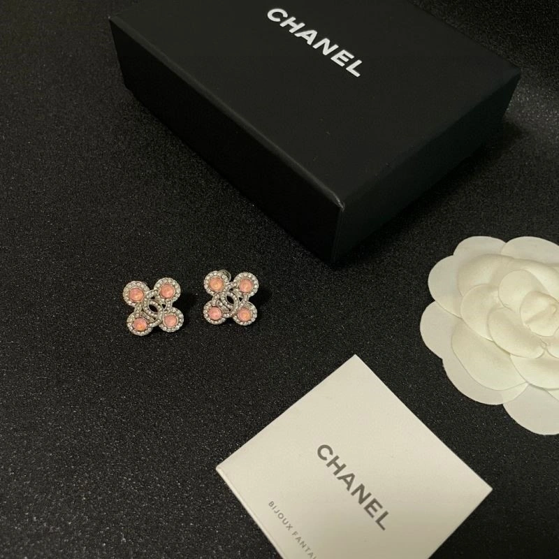 Top match Chanel Earrings