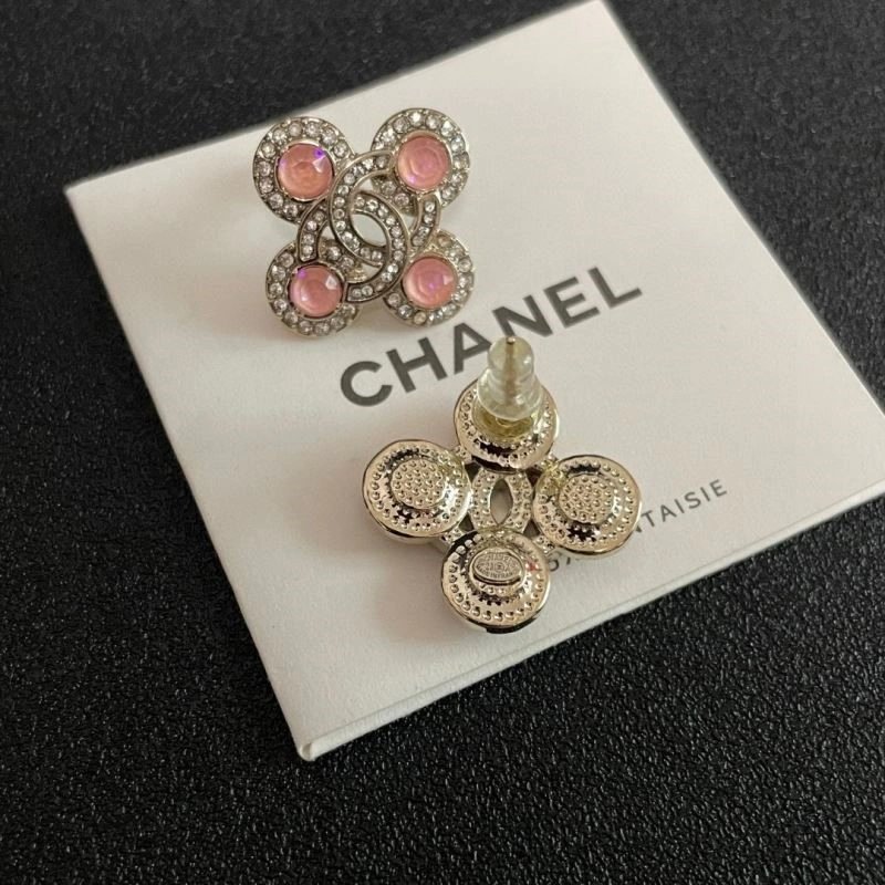 Top match Chanel Earrings