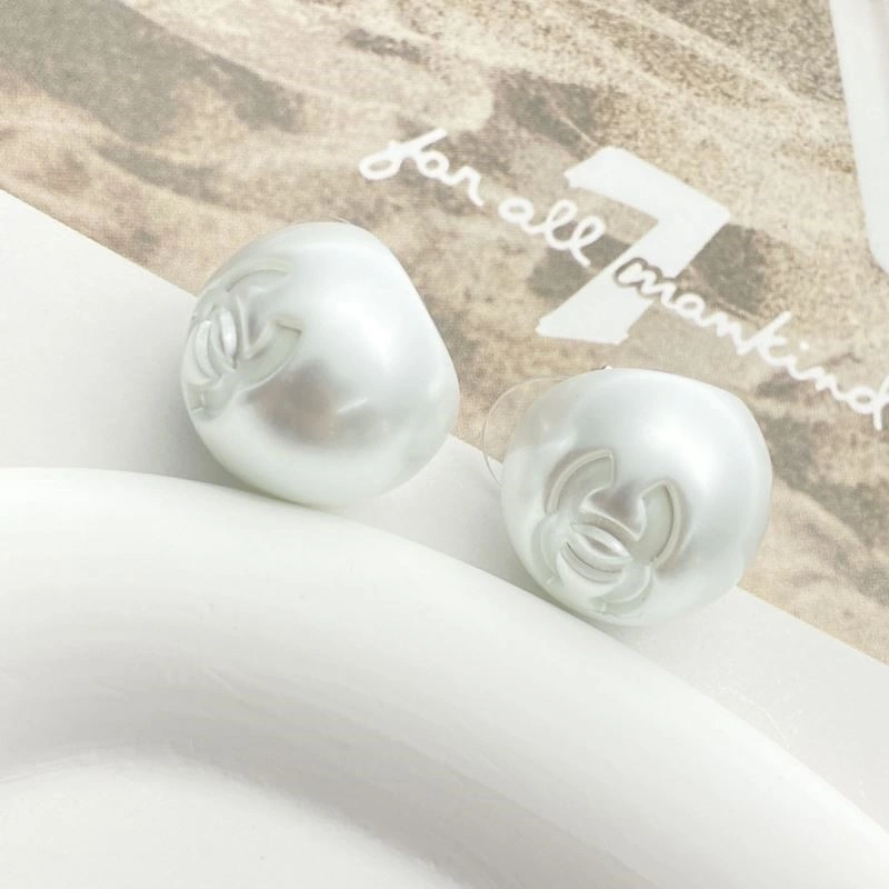 Brand-authenticated Chanel Earrings
