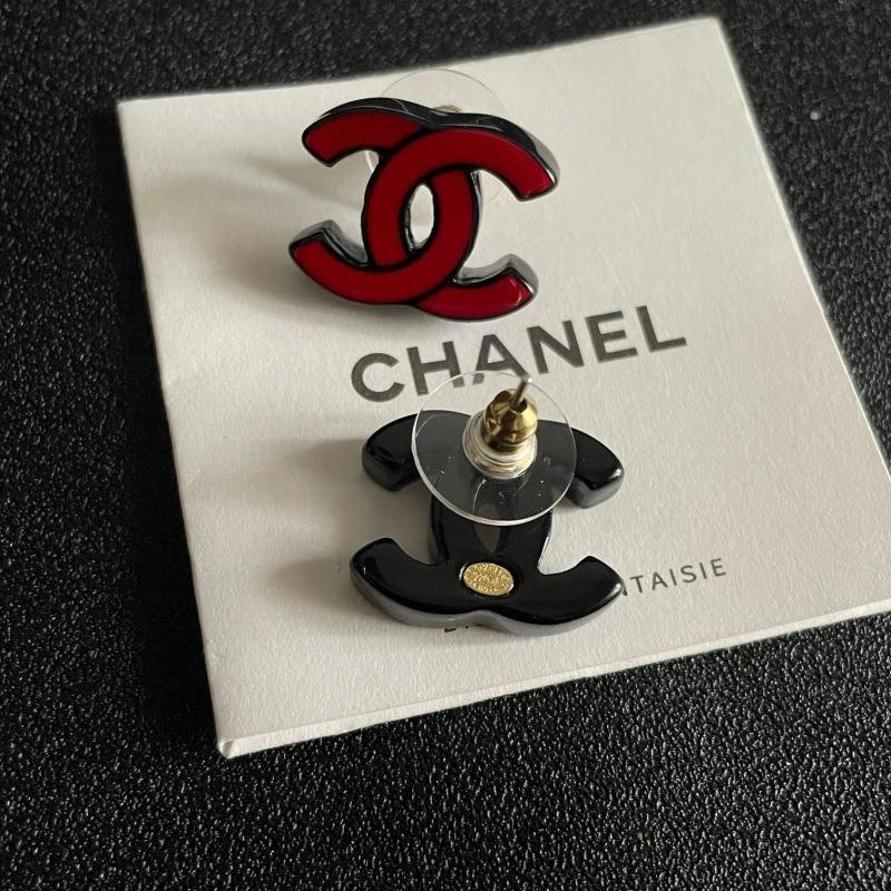 Top match Chanel Earrings
