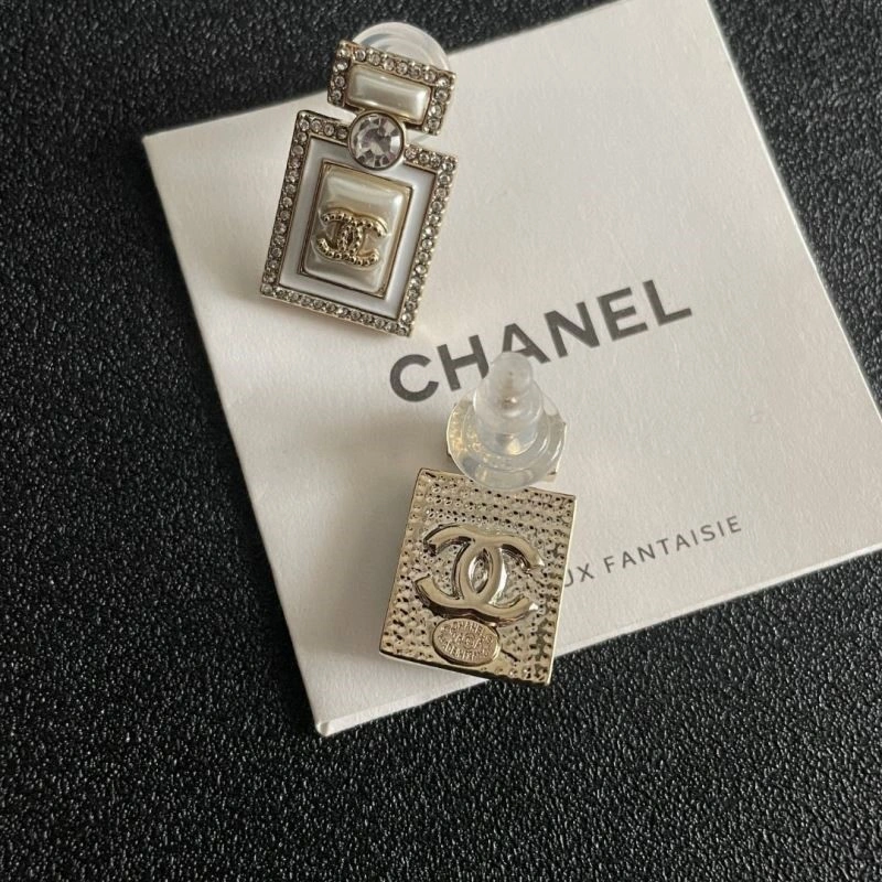 Top mirror Chanel Earrings
