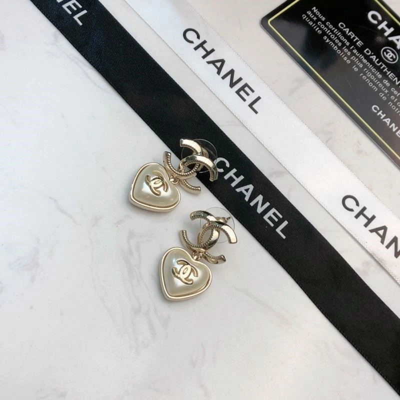 Top mirror Chanel Earrings