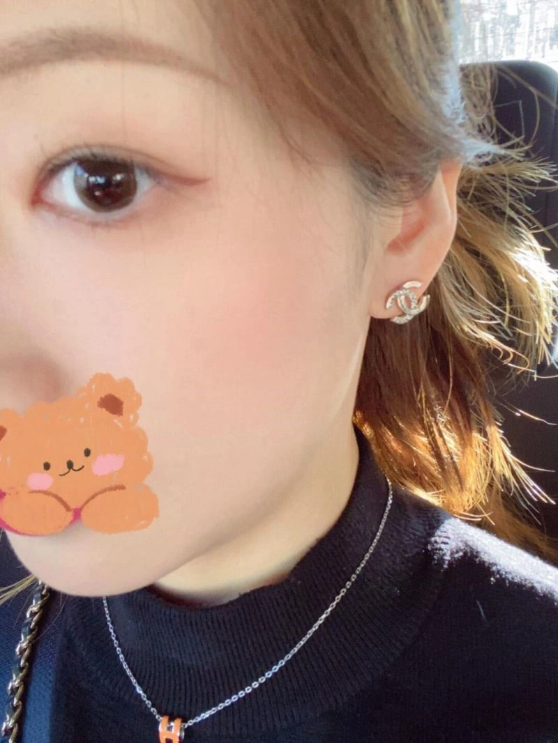 Accurate model Chanel Earrings