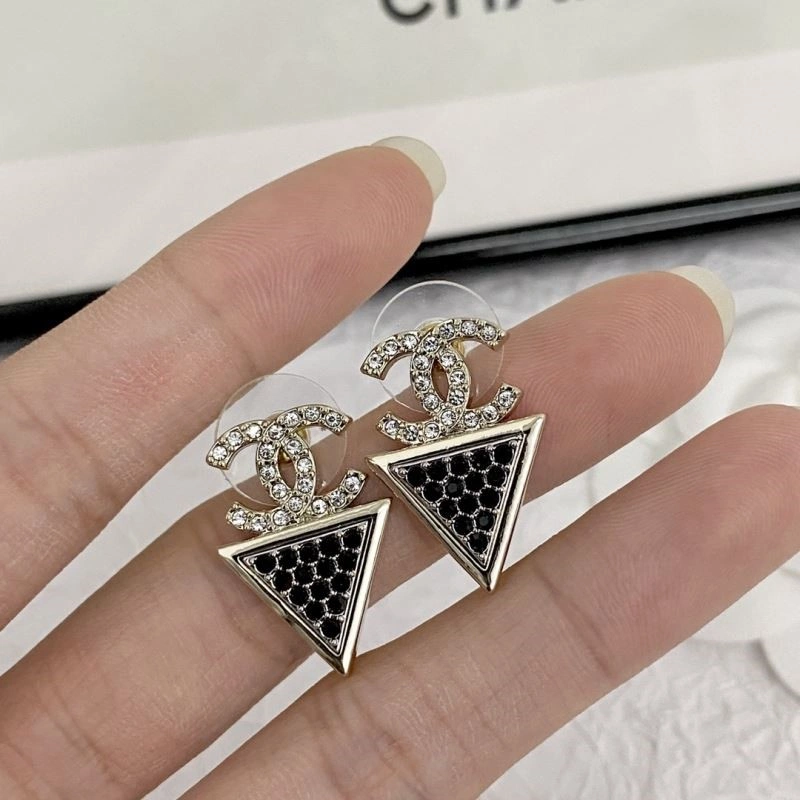 High accuracy Chanel Earrings