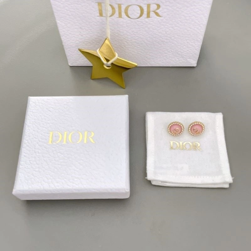 Top match Chanel Earrings