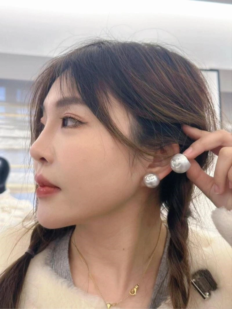 Legit Chanel Earrings