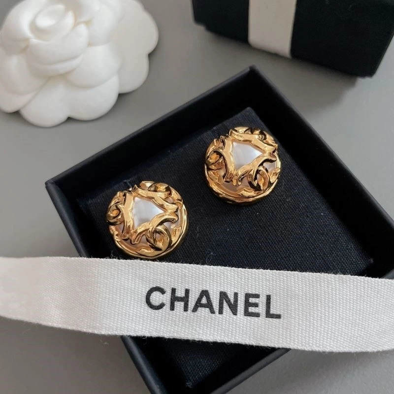 Low-cost Chanel Earrings