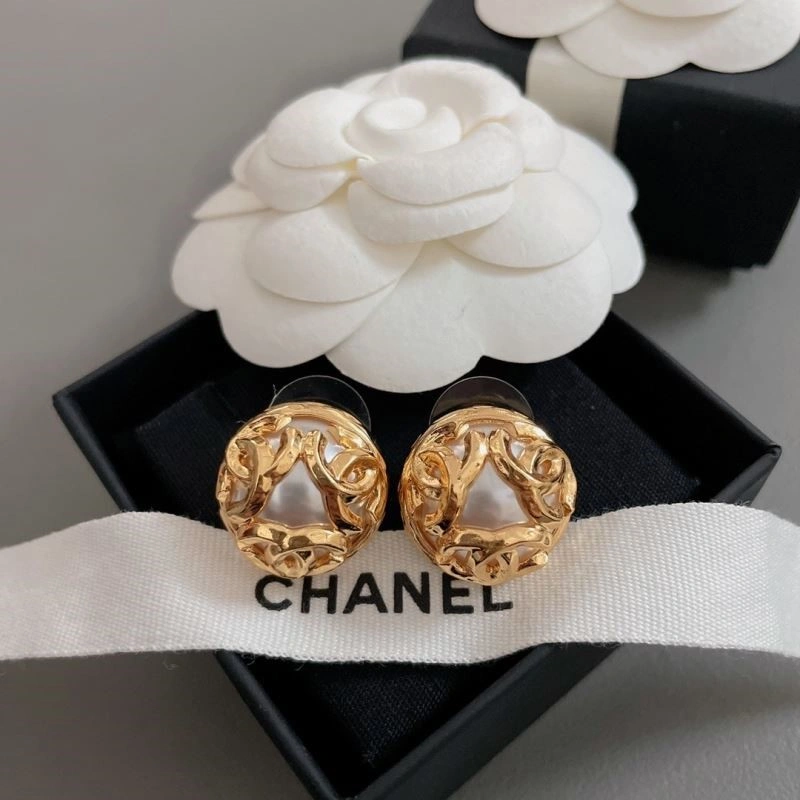 Low-cost Chanel Earrings