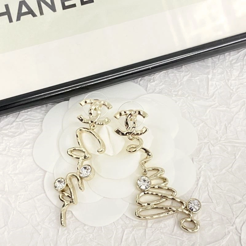 Top match Chanel Earrings