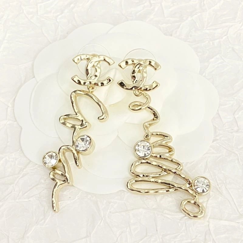 Top match Chanel Earrings