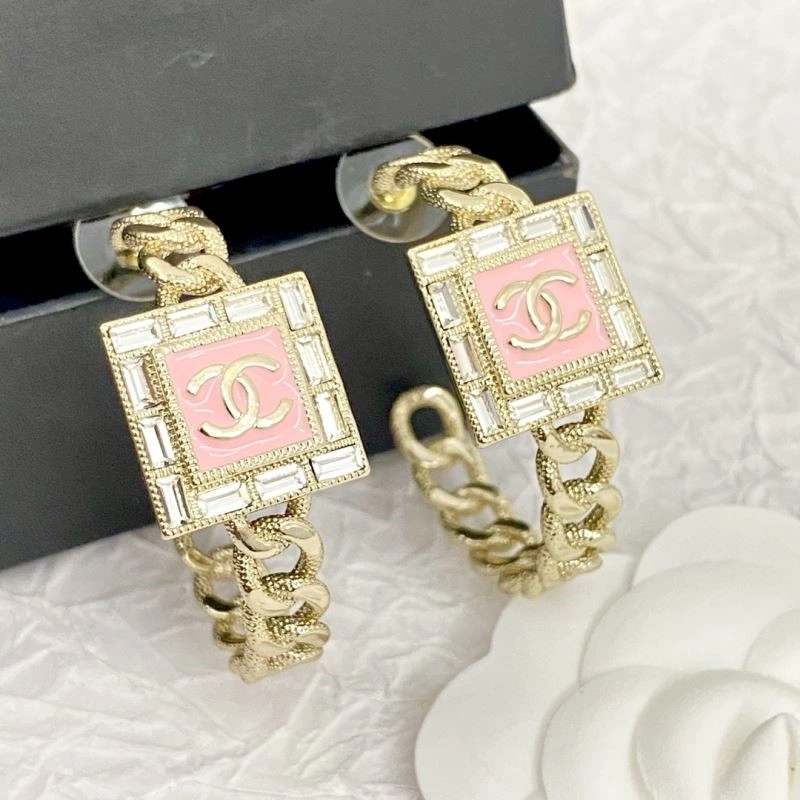Top match Chanel Earrings