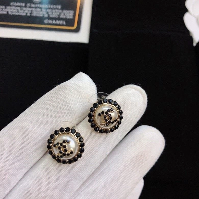 Legit Chanel Earrings
