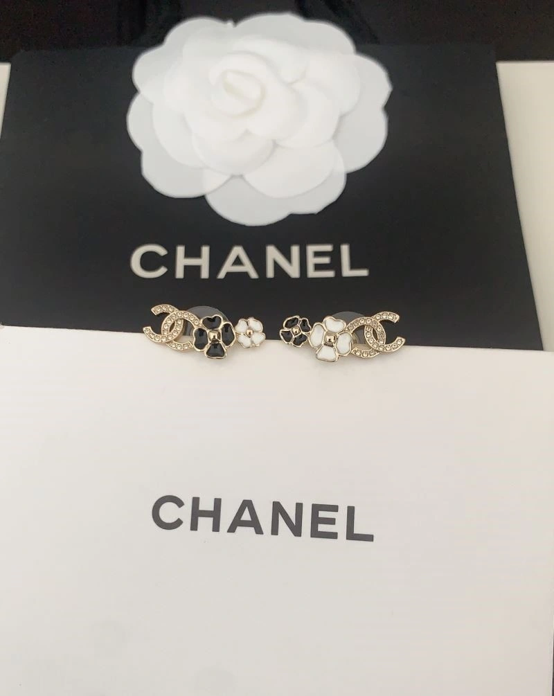 High accuracy Chanel Earrings