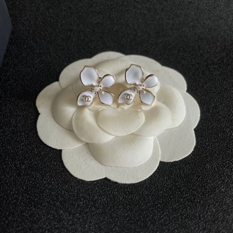 Top match Chanel Earrings