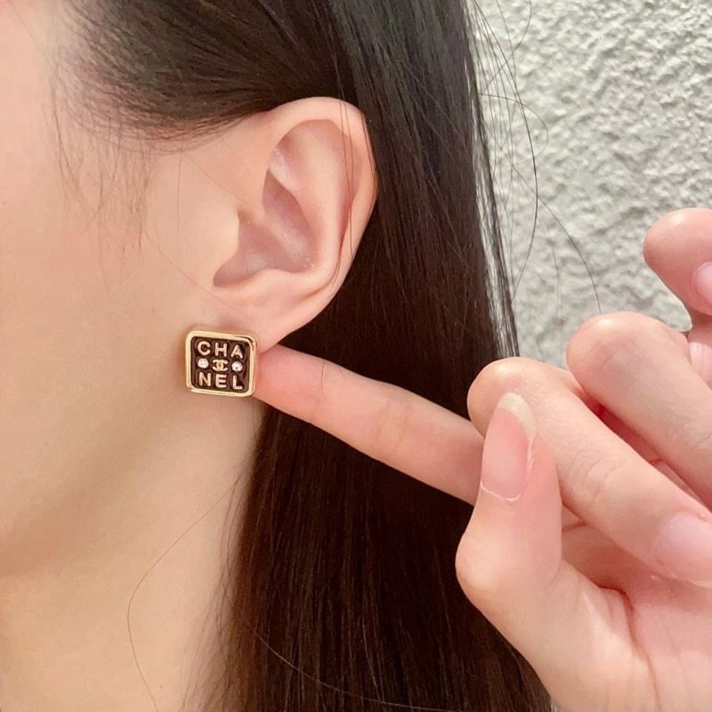 High fidelity Chanel Earrings