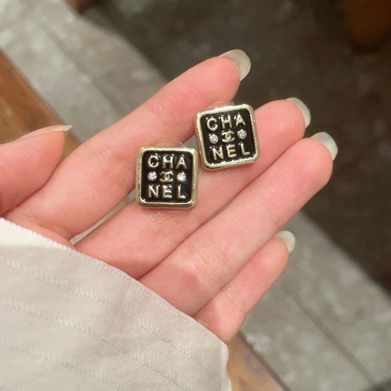 High fidelity Chanel Earrings