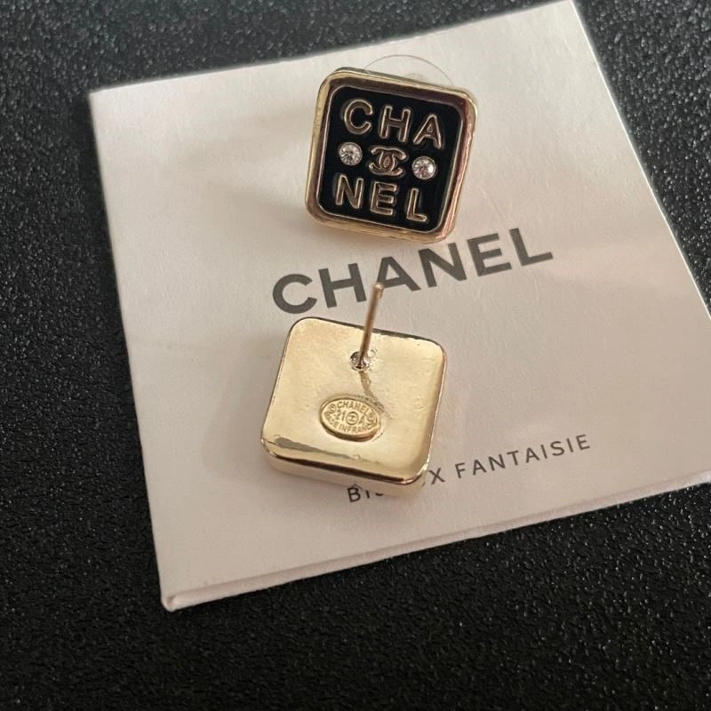 High fidelity Chanel Earrings