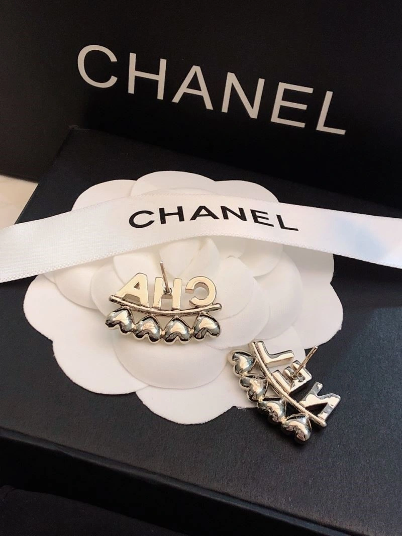 Top mirror Chanel Earrings