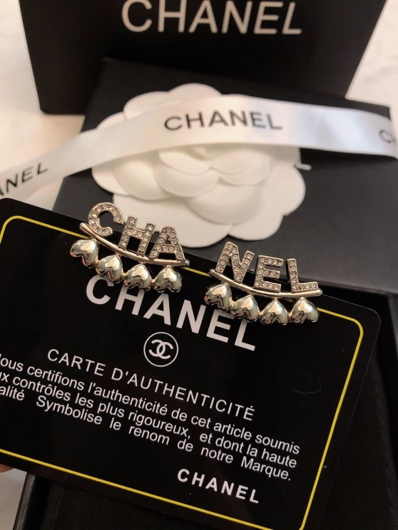 Top mirror Chanel Earrings