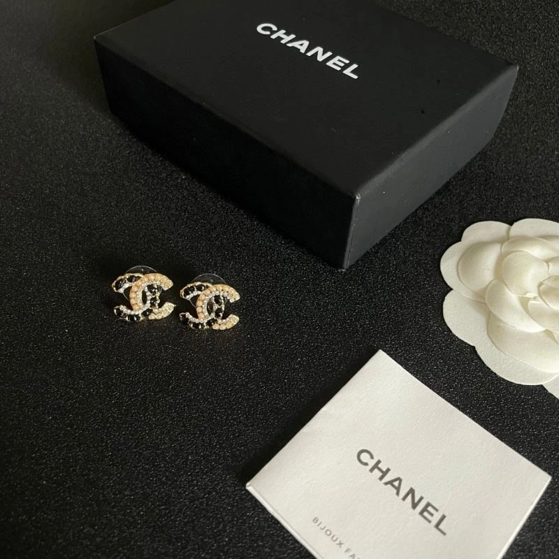 Brand-authenticated Chanel Earrings
