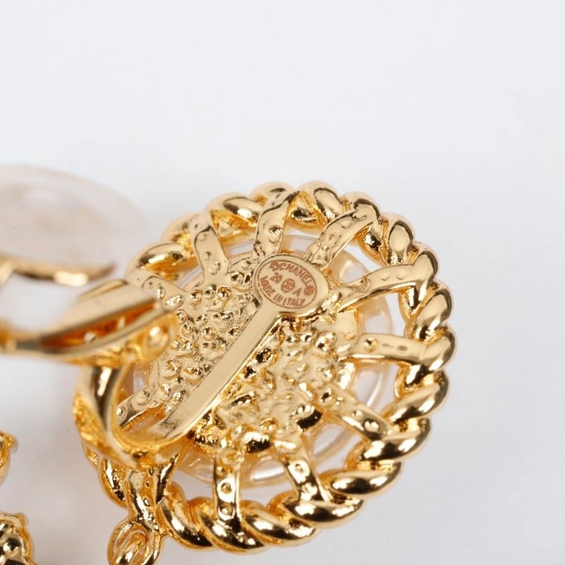 Top match Chanel Earrings