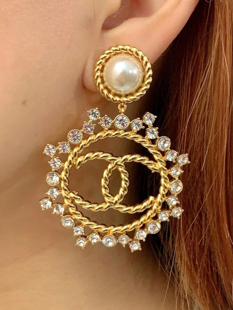 Top match Chanel Earrings
