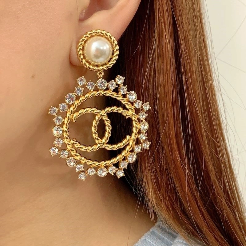 Top match Chanel Earrings